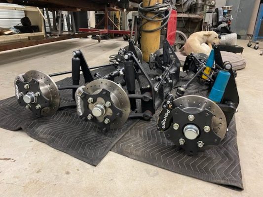 Front Wilwood Cross-Drilled Disc Brake Kit – Bug/Ghia ’52-’65 – Vintage V-Dubs