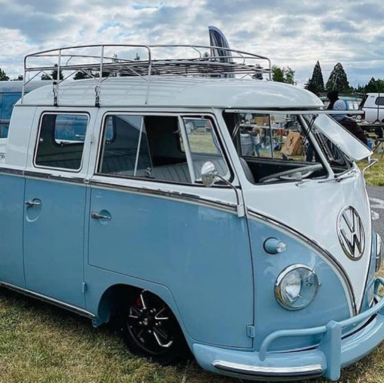 Split Bus – Vintage V-Dubs